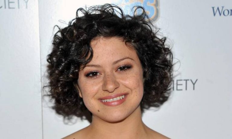 Alia Shawkat Height, Weight, Body Measurements, Bra Size, Shoe Size
