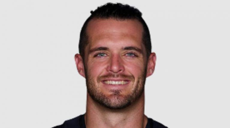 Derek Carr Height, Weight, Body Measurements, Shoe Size