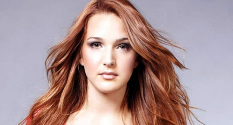 Victoria Duffield Height, Weight, Body Measurements, Bra Size, Shoe Size