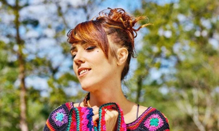 Zaz (Singer) Height, Weight, Body Measurements, Bra Size, Shoe Size