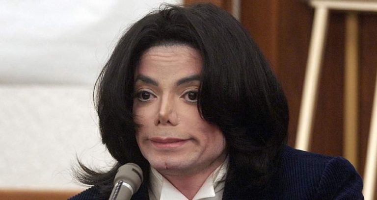 Michael Jackson Height, Weight, Body Measurements, Shoe Size