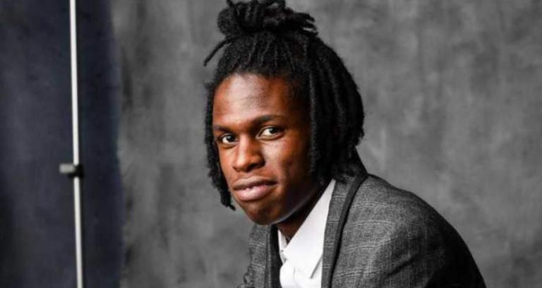 Daniel Caesar Height, Weight, Body Measurements, Shoe Size