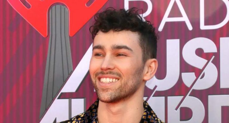 Max Schneider Height, Weight, Body Measurements, Shoe Size