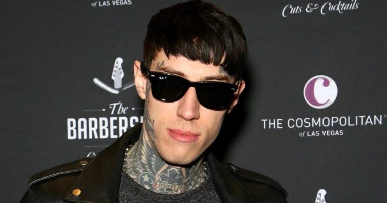Trace Cyrus Height, Weight, Body Measurements, Shoe Size
