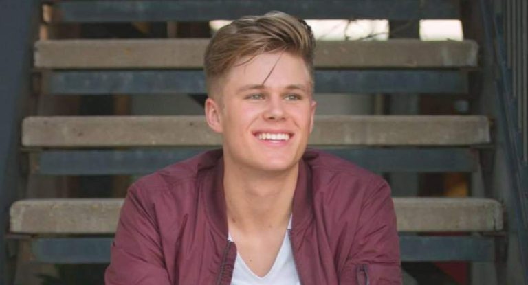 Owen Patrick Joyner Height, Weight, Body Measurements, Shoe Size