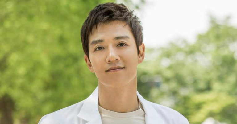 Kim Rae Won Height, Weight, Body Measurements, Shoe Size