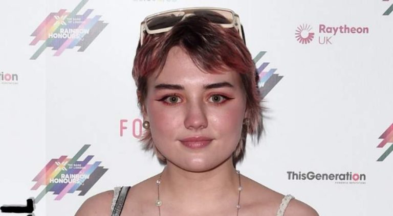 Kizzy Edgell Height, Weight, Body Measurements, Bra Size, Shoe Size