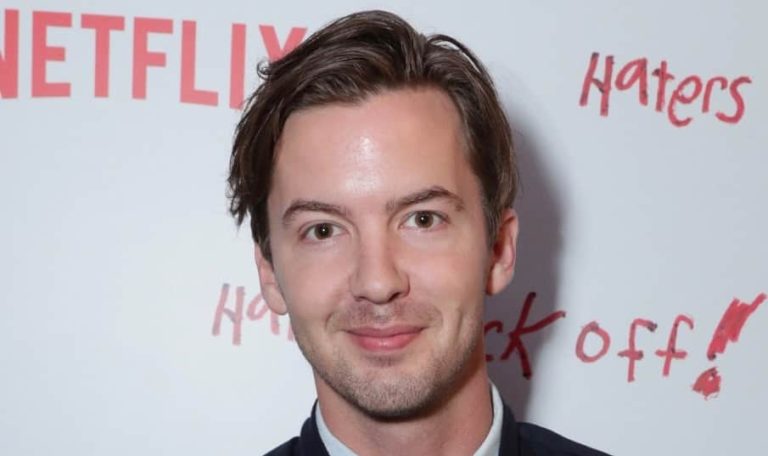 Erik Stocklin Height, Weight, Body Measurements, Shoe Size