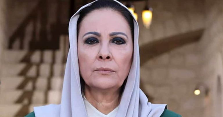 Ayda Aksel Height, Weight, Body Measurements, Bra Size, Shoe Size