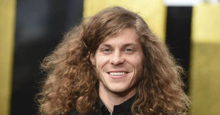 Blake Anderson Height, Weight, Body Measurements, Shoe Size