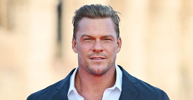 Celebsfitnes | Celebrity Body Measurements, Height, Weight, Bra Size ...