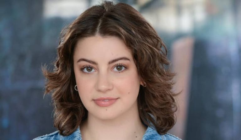 Keara Graves Height, Weight, Body Measurements, Bra Size, Shoe Size