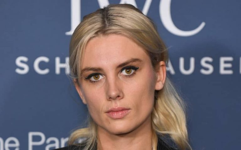 Ellie Rowsell Height, Weight, Body Measurements, Bra Size, Shoe Size