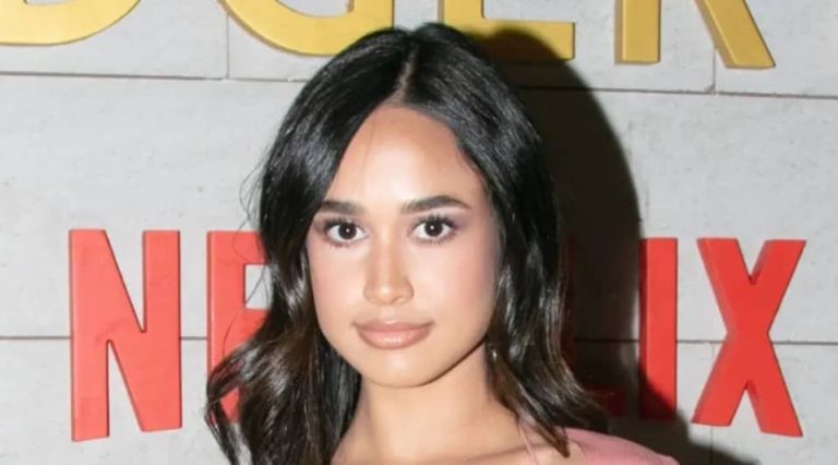 Emily Tosta Height, Weight, Body Measurements, Bra Size, Shoe Size