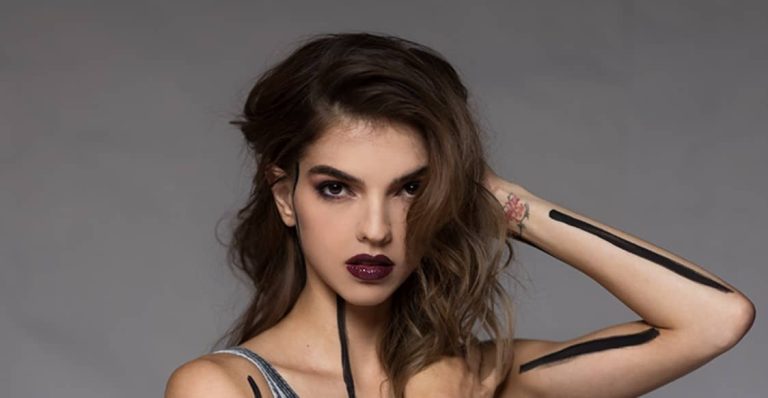 Colleen Cole Height, Weight, Body Measurements, Bra Size, Shoe Size