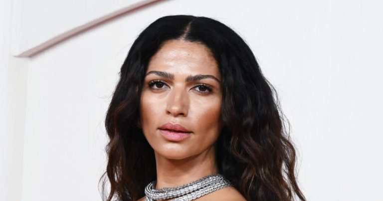 Camila Alves Height, Weight, Body Measurements, Bra Size, Shoe Size